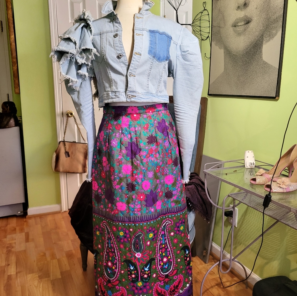 Incredibly Chic Vintage Quilted Maxi Skirt - Gem